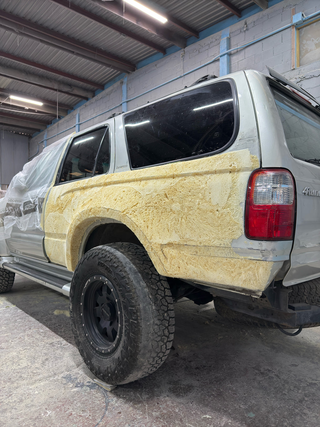 96-02 Toyota 4 Runner 4.5" Flare Off Road Fiberglass Bedsides – McNeil ...